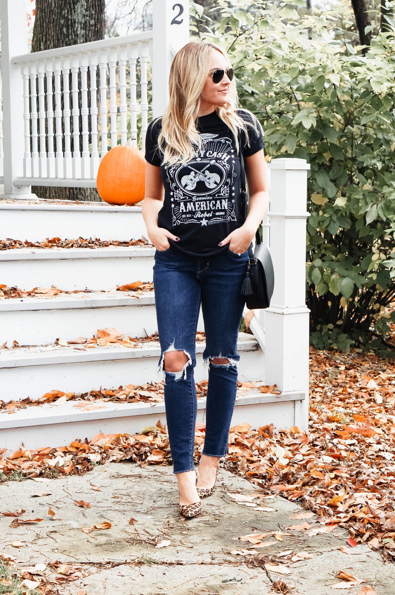 3 Tips To Wearing A Band Tee - Red White & Denim